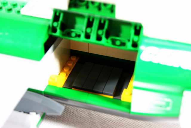 7734 - L'avion cargo - LEGO Blog